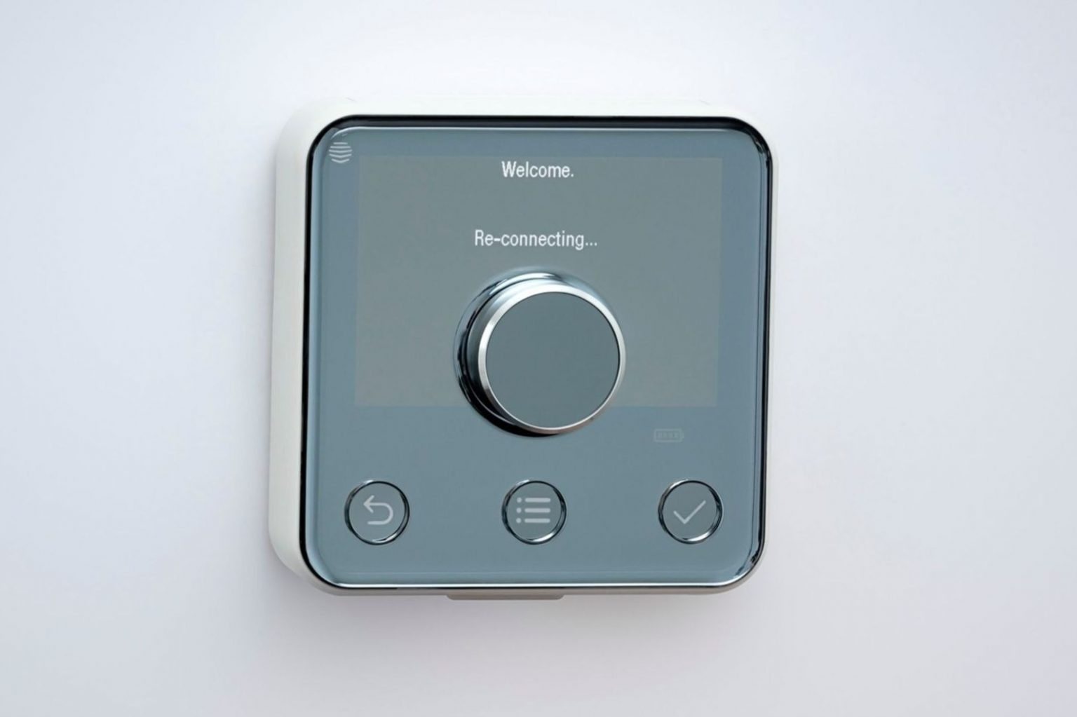 How to change batteries on a Hive - JR Plumbing